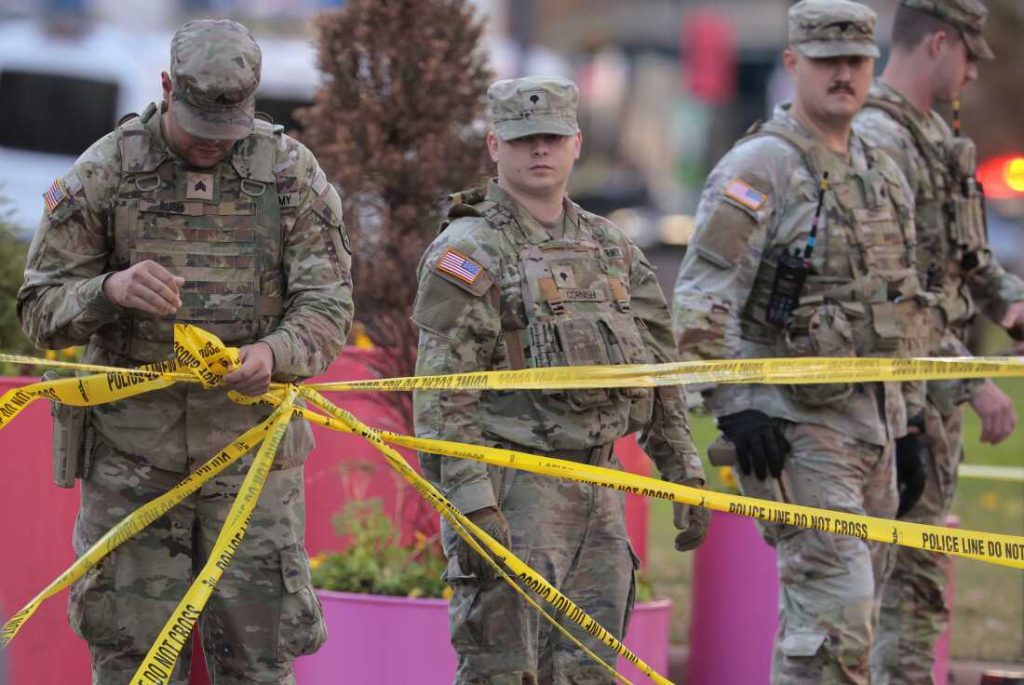 Two West Virginia National Guard Members Shot Near White House in ...